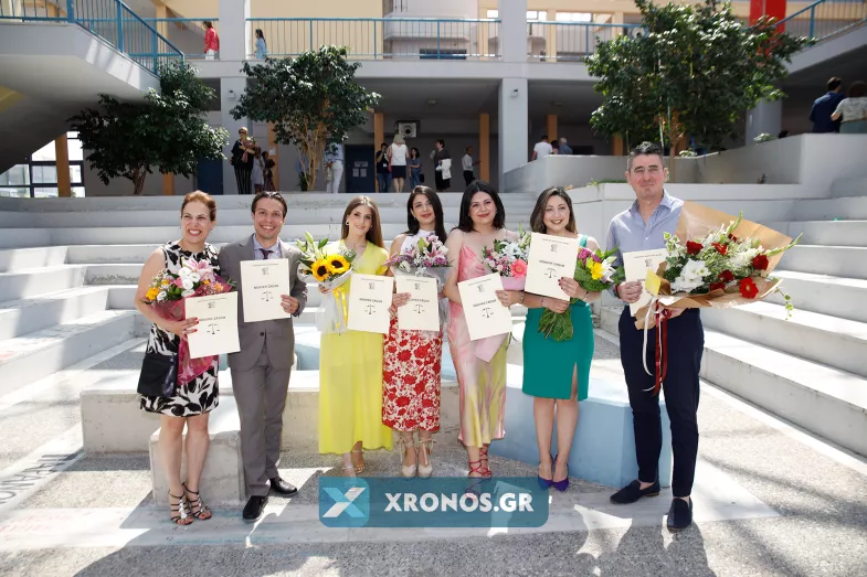 Χαμόγελα για περίπου 100 μεταπτυχιακούς φοιτητές της Νομικής Κομοτηνής | xronos.gr