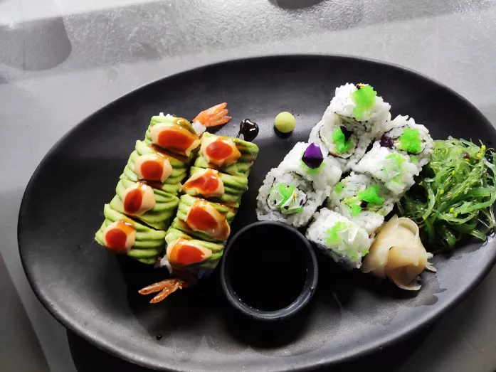 Το ανανεωμένο sushi μενού του Scenario που… συγκλονίζει | xronos.gr