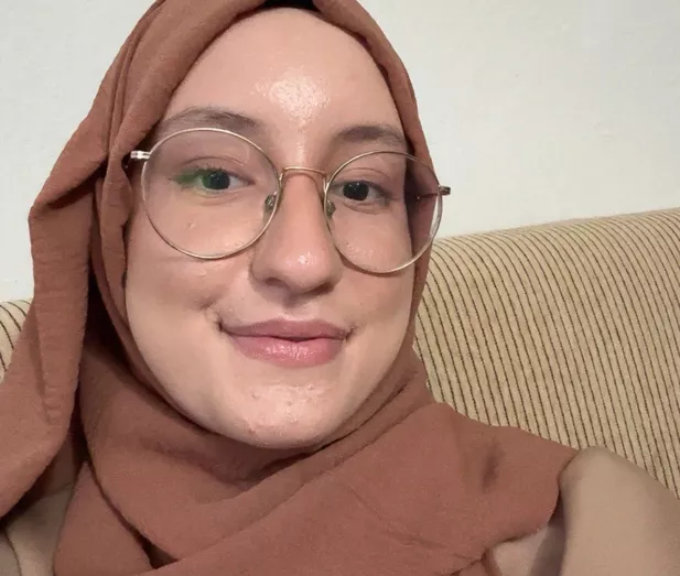 Αστέρι μουσουλμάνα συμπολίτισσά μας θριάμβευσε στις Πανελλήνιες | xronos.gr