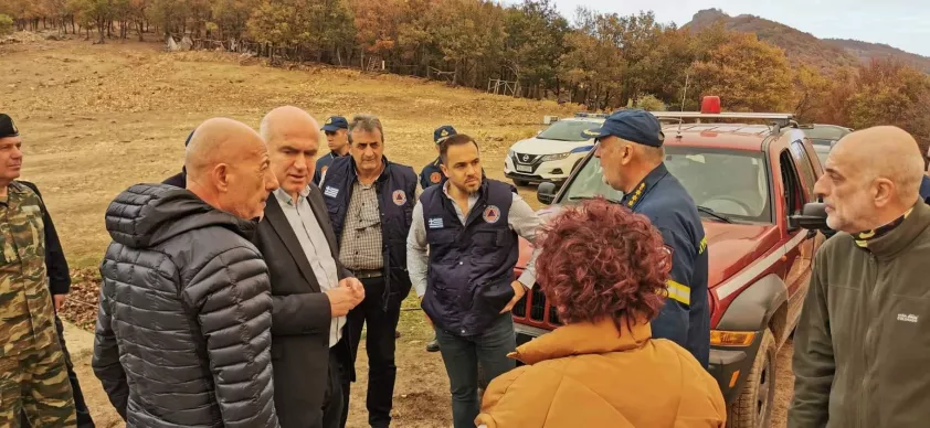 11.500 στρέμματα εκτιμάται ότι έχουν καεί στο Παπίκιο | xronos.gr