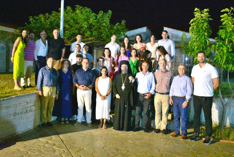 11 ομογενείς Ελληνοαμερικανοί μαθαίνουν ελληνικά στη Ροδόπη | xronos.gr