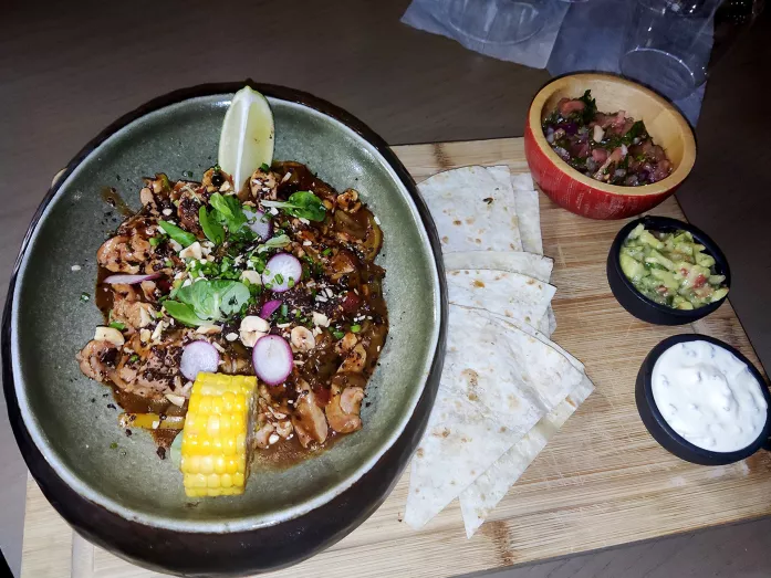 Απολαυστική βραδιά μεξικάνικου στο Scenario | xronos.gr