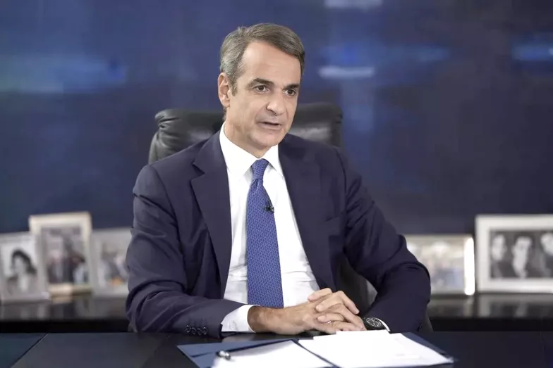 Κ. Μητσοτάκης: 12 αυξήσεις αποδοχών και 12 μειώσεις φόρων το 2025 | xronos.gr