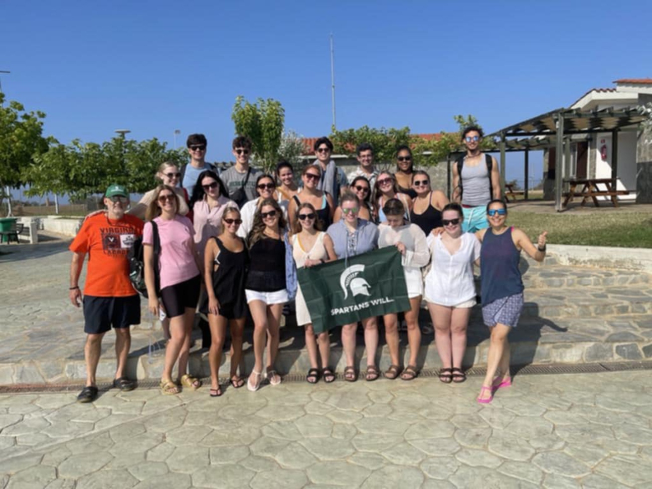 20 φοιτητές και φοιτήτριες από το Πανεπιστήμιο Michigan State στην Κομοτηνή | xronos.gr